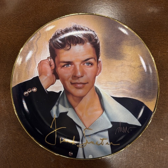 Franklin Mint | Accents | Franklin Mint Frank Sinatra Hoboken ...